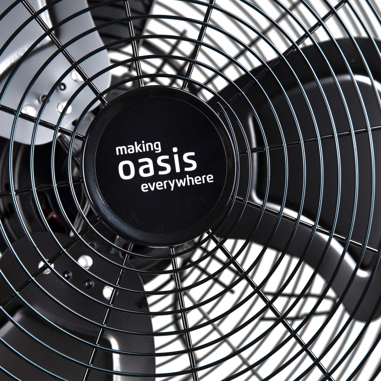 Купить Вентилятор напольный Oasis VN-110B по выгодной цене в интернет-магазине М.Видео